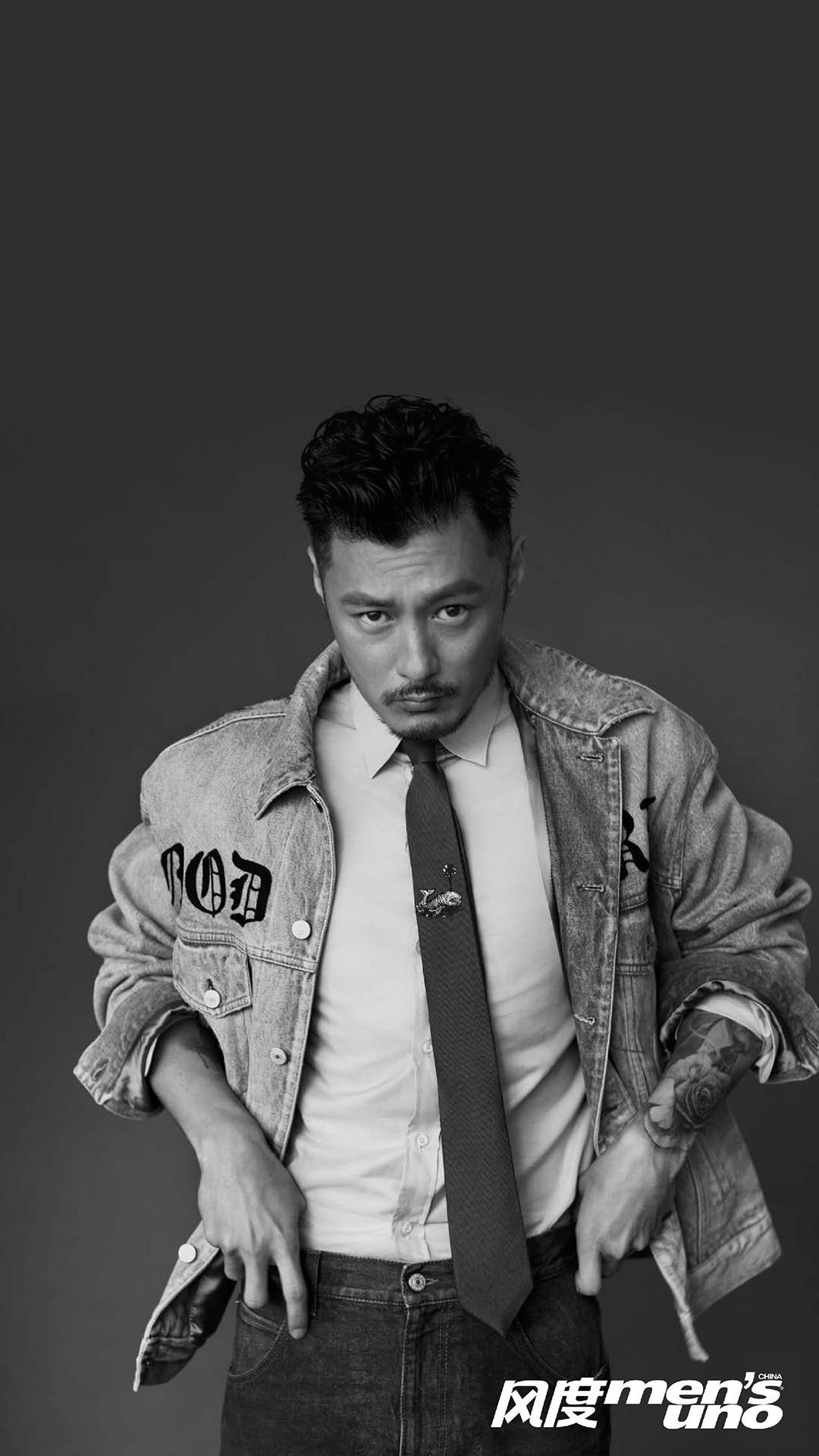 @女生头像niu:余文乐壁纸无水印 右下角已阅 cr G195潮流壁紙 桃子圈